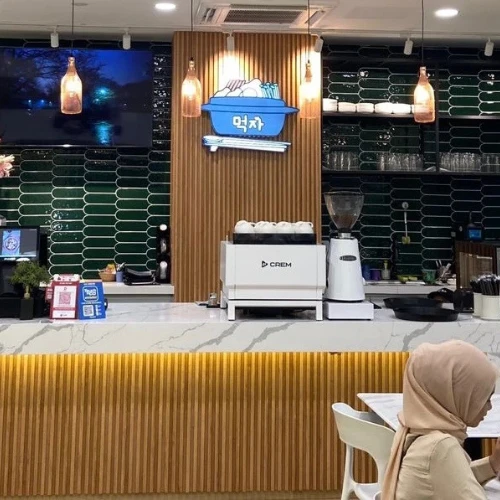 Meokja Cafe | Halal-Certified, Muslim-Owned Korean Food